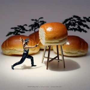 Tiny Figurines Occupy Worlds Made of Food and Household Objects