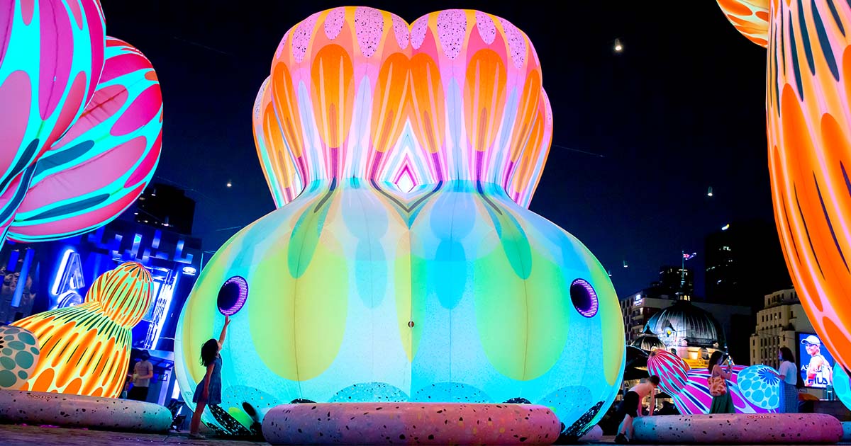 World's First Inflatable Fountain Is the Star of Groovy New Exhibition