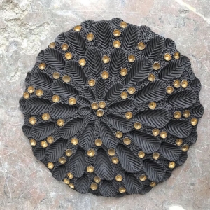 Intricate Ceramic Sculptures Mimic the Shapes and Forms of Aquatic Life