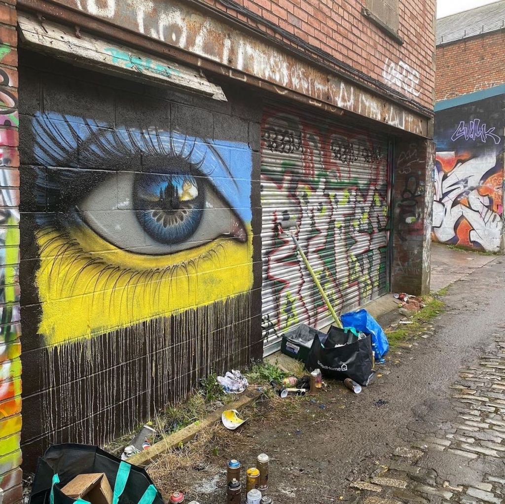 Street Artist Creates Eye-Mazing Murals That Stare at the Viewer