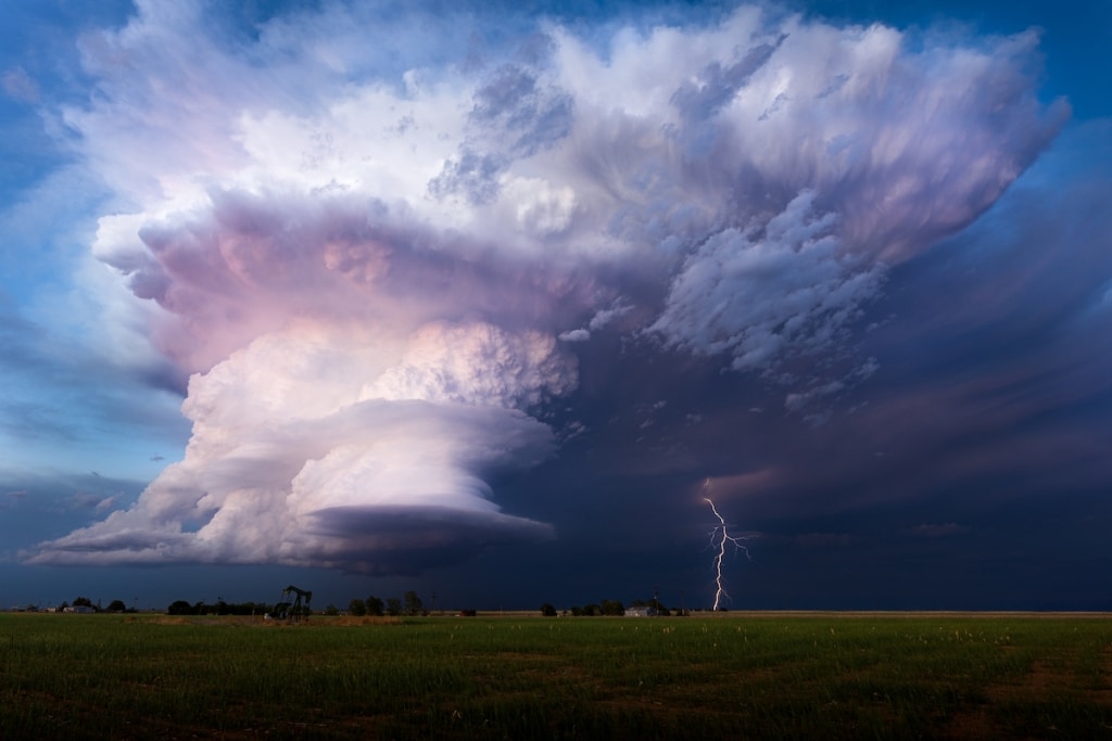 Contest Celebrates the World's Best Storm Photography