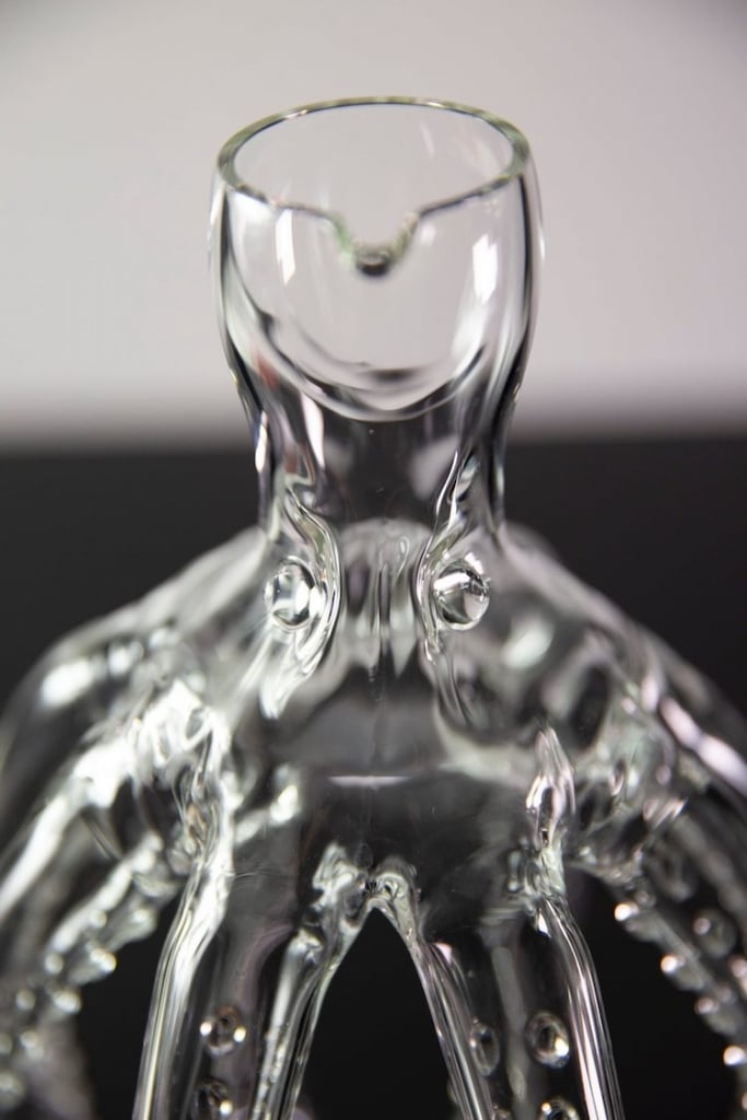 Fun and Functional Glass Decanters Double as Elegant Animal Sculptures ...