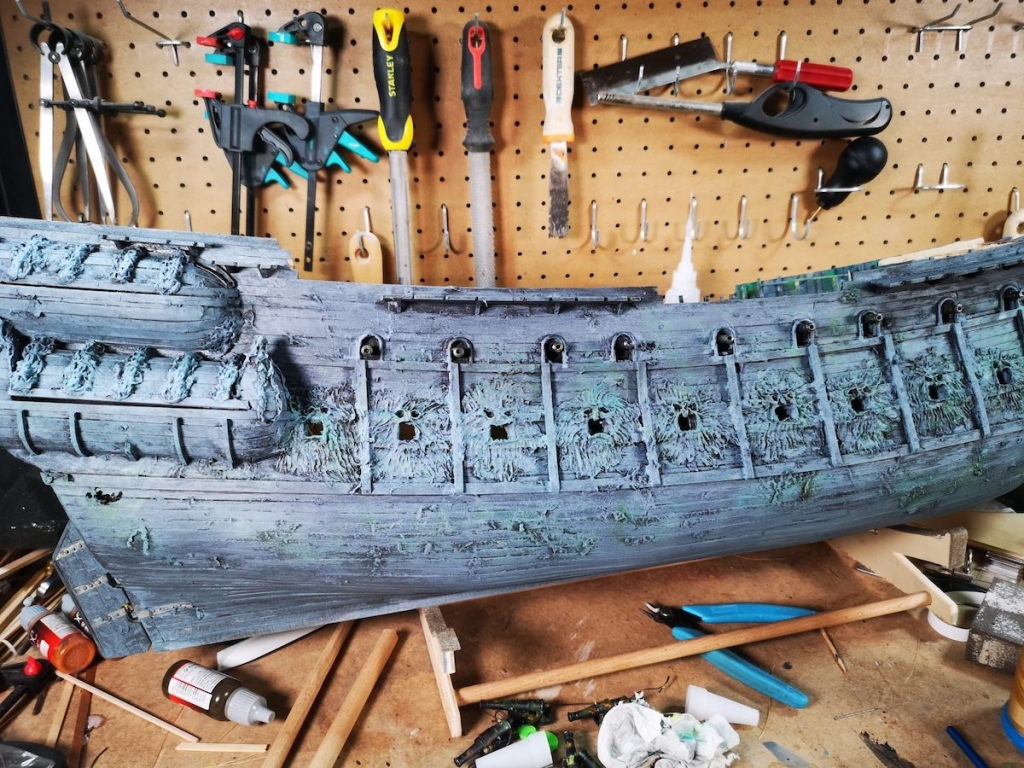 Artist Spends 10 Months Recreating Iconic ‘Flying Dutchman’ Ship From ...