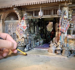 Amazing Detailed Dioramas Look Like Live-in Corners of Urban ...