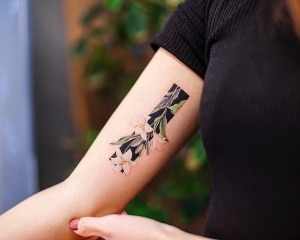 Rectangular Tattoos Contain Delicate Paintings Inspired by Chinese Art
