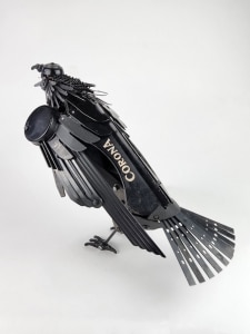 Vintage Typewriters Are Taken Apart and Reassembled Into Movable Bird ...