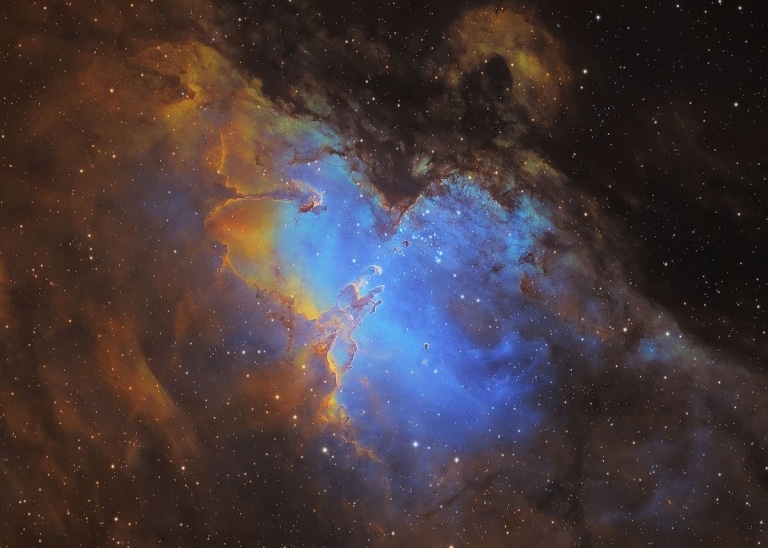 Stunning Photo of the Eye of God Took Over 100 Hours to Capture