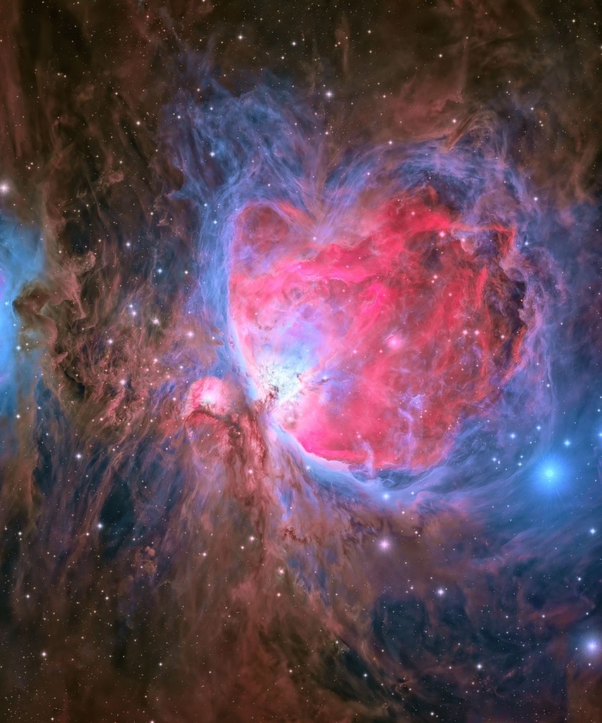 Stunning Photo of the Eye of God Took Over 100 Hours to Capture