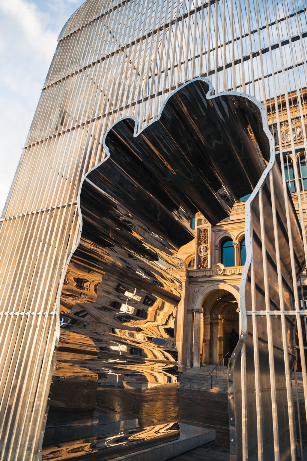 Ai Weiwei's Arch Sculpture Calls for a Borderless Society