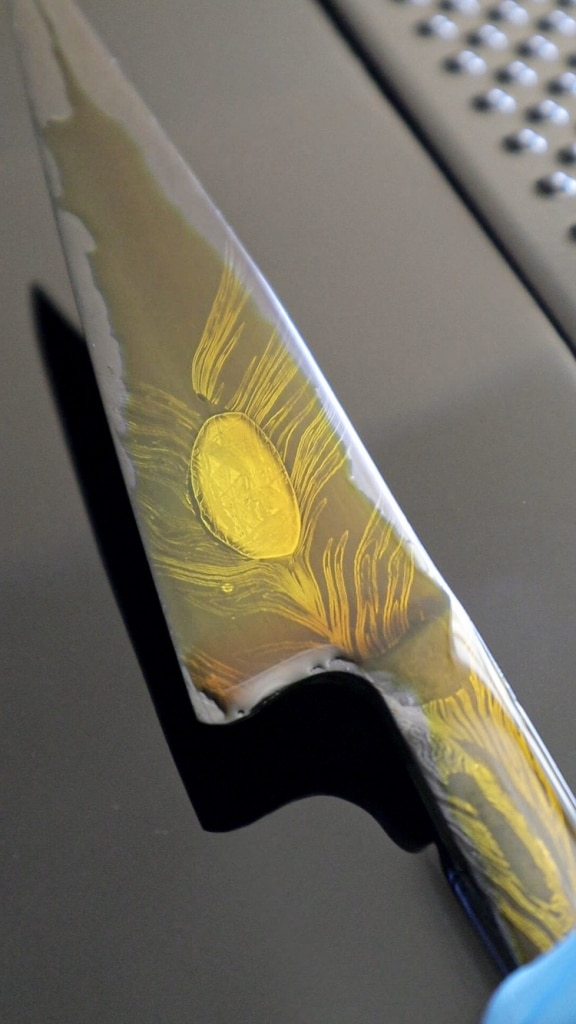 Bladesmith Uses Ancient Meteorites to Create Artistic Knives