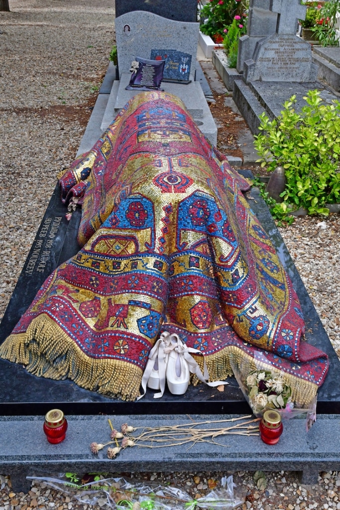 Stunning Carpet-Drapped Tomb of Ballet Dancer Rudolf Nureyev