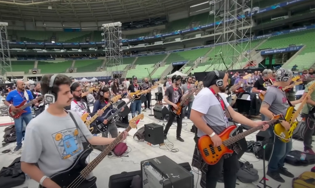 200 Bassists Perform an Incredible Cover of "Under Pressure"