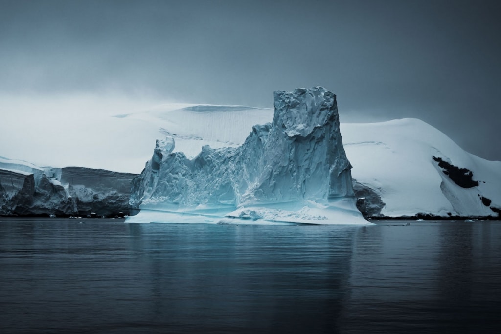 Photo Series Shine a Light on Antarctica's Icy Landscape