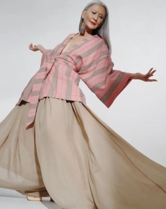 Woman Becomes a Fashion Model at Age 68 and Is Thriving