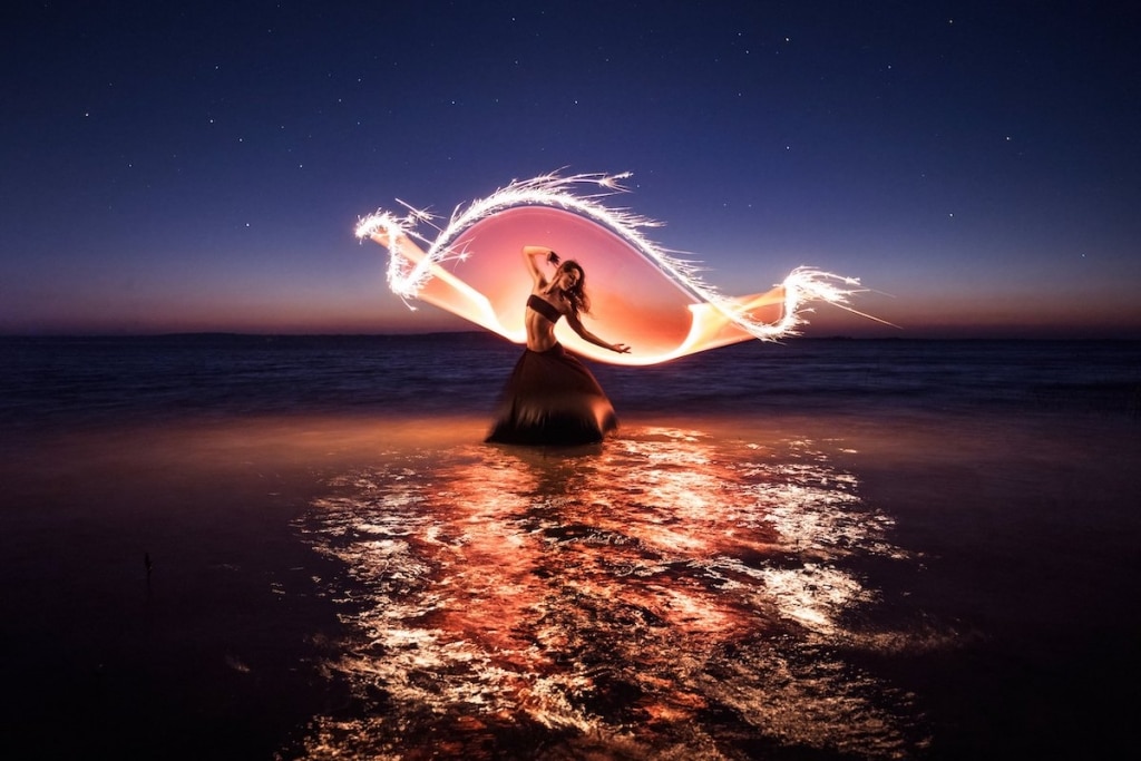 Stunning Light Paintings Spotlight the Radiance of a Contemporary ...