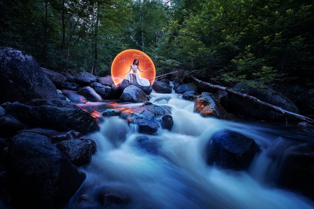 Stunning Light Paintings Spotlight the Radiance of a Contemporary ...