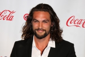 Jason Momoa Makes Traditional Hawaiian Malo His New Favorite Piece of ...