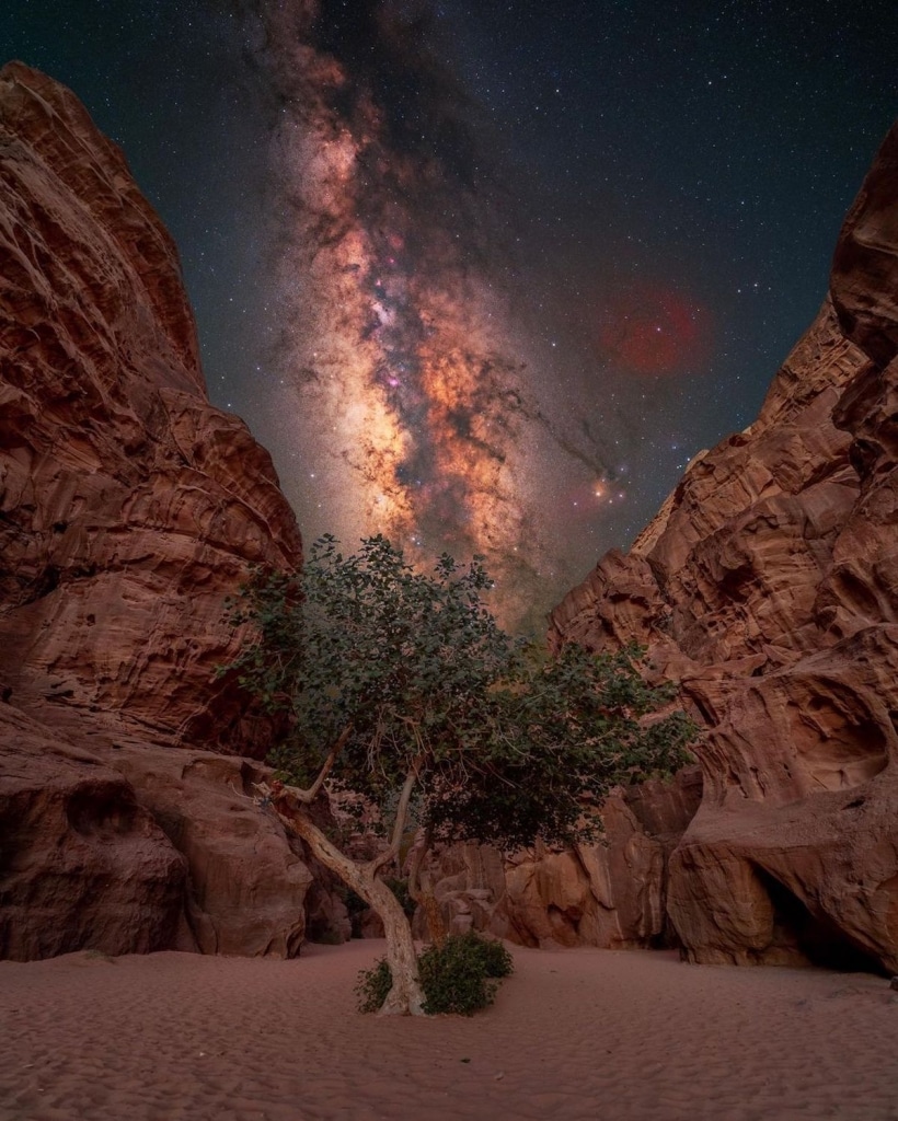 Amazing Nighttime Photography Captures the Beauty of the Stars