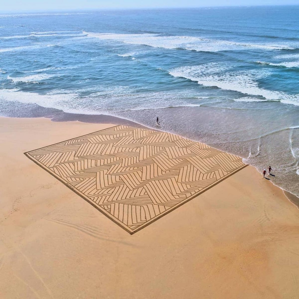 Ephemeral Beach Art Will Wash Away With the Tides
