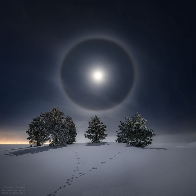 Photographer Captures a Sun Halo Near the Arctic Circle