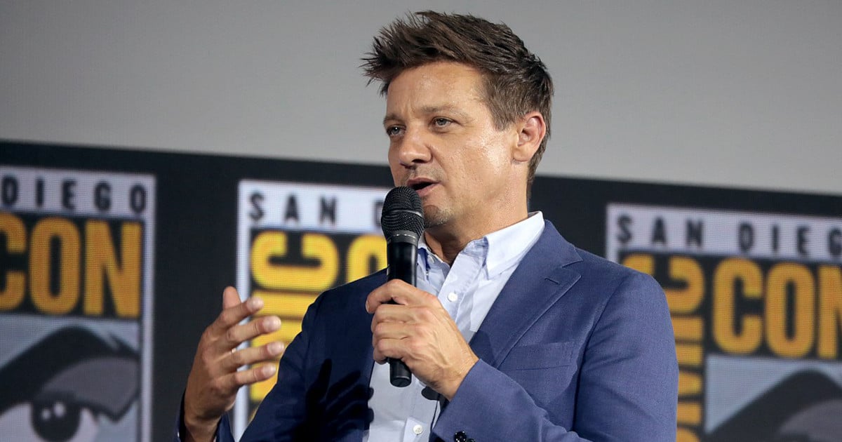 Jeremy Renner Shares Video of Him Walking Again After Accident