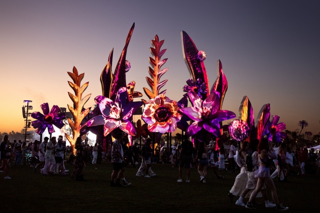 Take a Look at the Massive Art Installations of Coachella 2023 | My ...