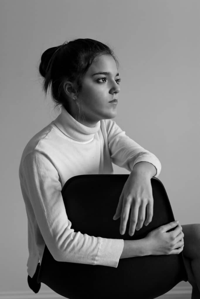 Powerful Potraits of Young Girls Not Forced to Smile