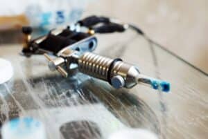 Frightening, Up Close Look at How a Tattoo Needle Works