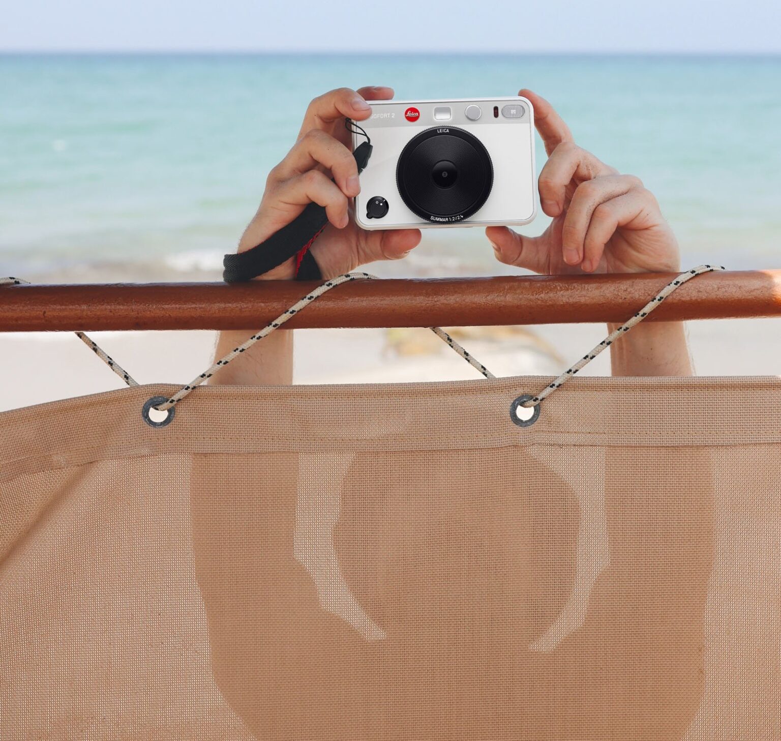 Leica Releases Hybrid Camera That Can Print Photos and Save Them ...