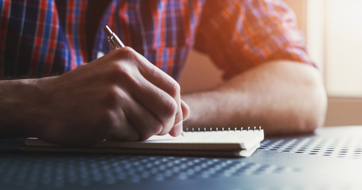 Dad Pens Reassuring Note to Gay Son That Has Yet To Come Out