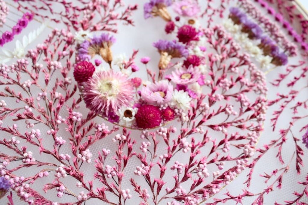 Artist Masterfully Embroiders Dried and Preserved Flowers on Delicate Tulle | My Modern Met