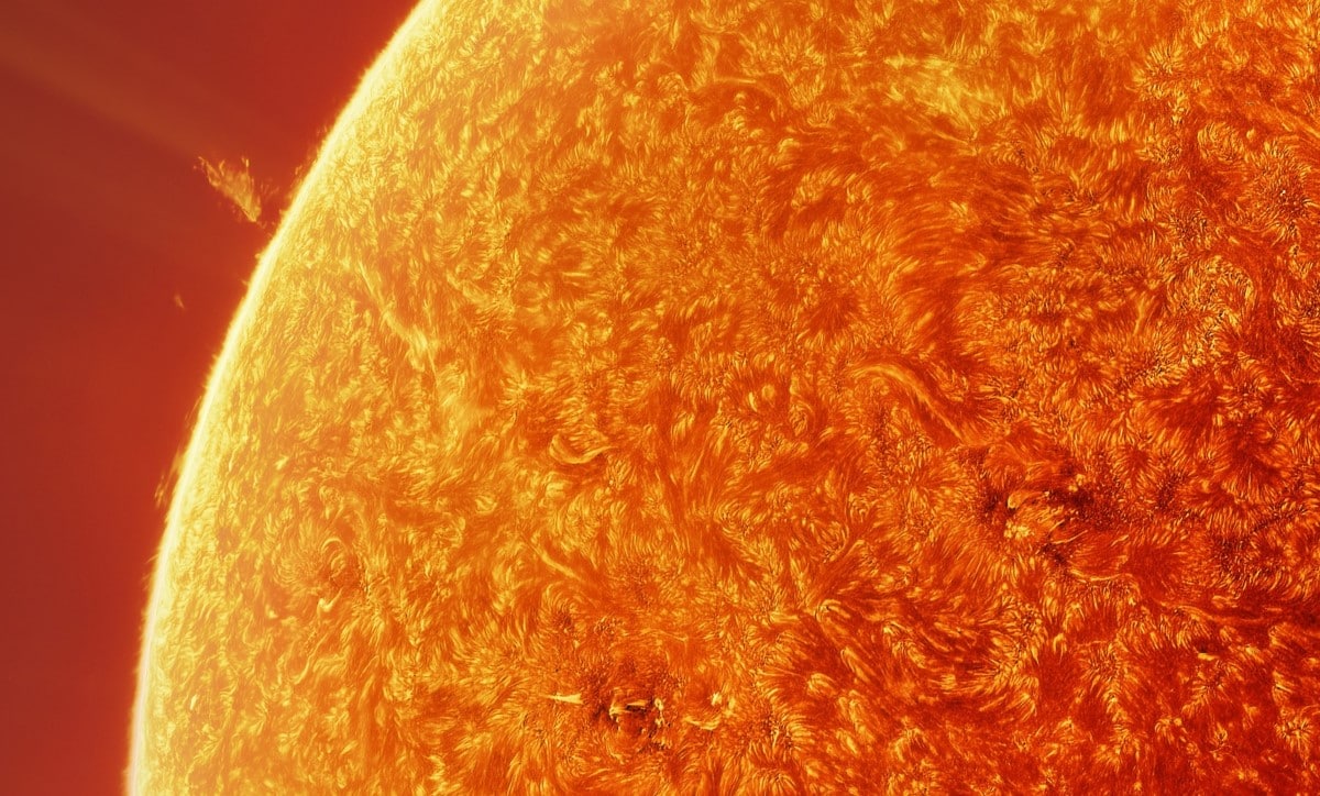 400-Megapixel Photo of the Sun Made From 100,000 Photos | My Modern Met