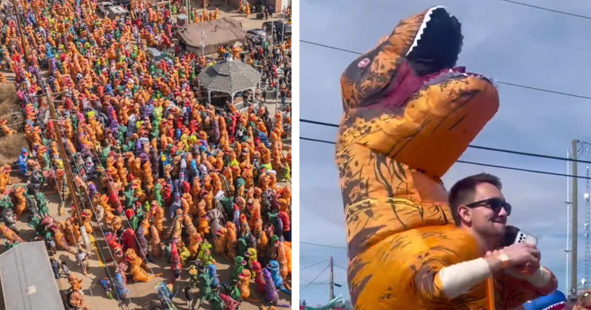 3,000 People in Dinosaur Suits Gather in Alberta To Break Record