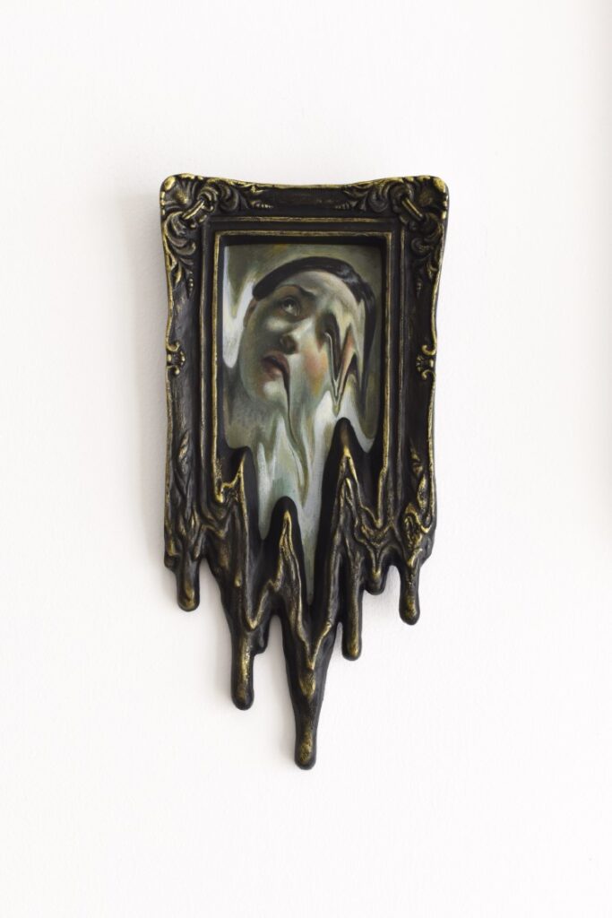 Dark and Mysterious Paintings Designed To Look like Melting ...