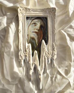 Dark and Mysterious Paintings Designed To Look like Melting ...