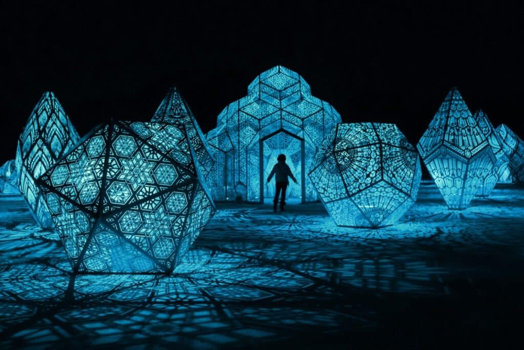 HYBYCOZO’s Largest Ever Geometric Light Installation Opens at Sensorio ...