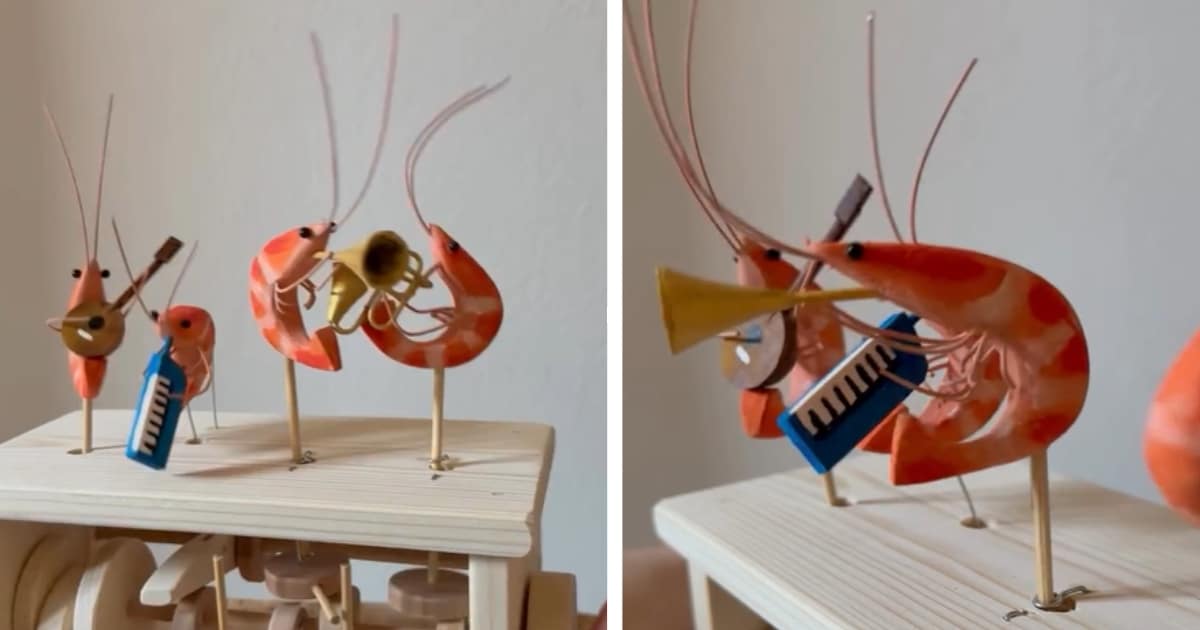 Woodcarver Makes Moving Sculptures With Lovable Characters