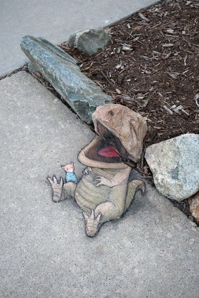 Chalk Artist Creatures Charming Creatures On City Sidewalks