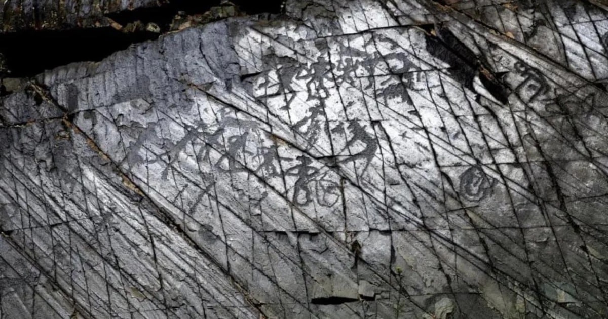 3,500-Year-Old Rock Art Uncovered During Cleanup in Kazakhstan