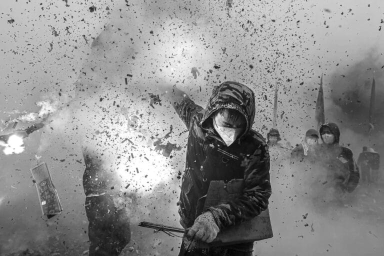 Exceptional Winners of the 2024 Black and White Photo Awards