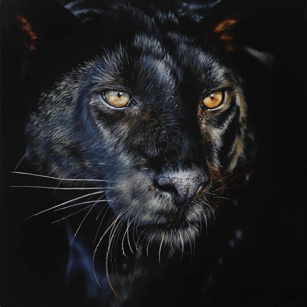 Artist Captures the Beauty of Wildlife with Hyperrealistic Paintings