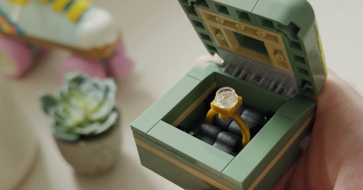LEGO Shows You How to Make Your Own Engagement Ring Box