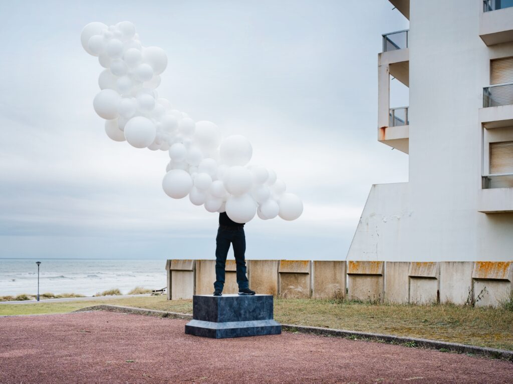 Surreal Photos Capture the Magic of Charles Pétillon's Balloon Art