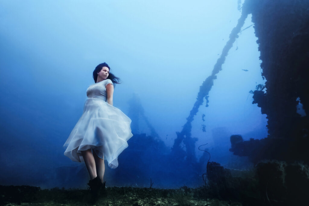 Photographer Breaks Record for Deepest Underwater Shoot Again