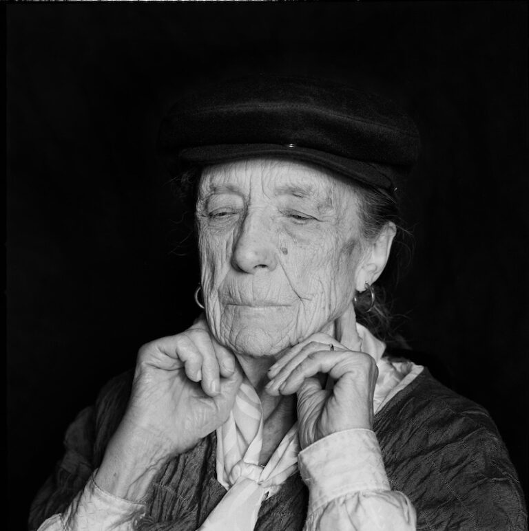 Learn About Louise Bourgeois: From Her French Beginnings To Monumental ...