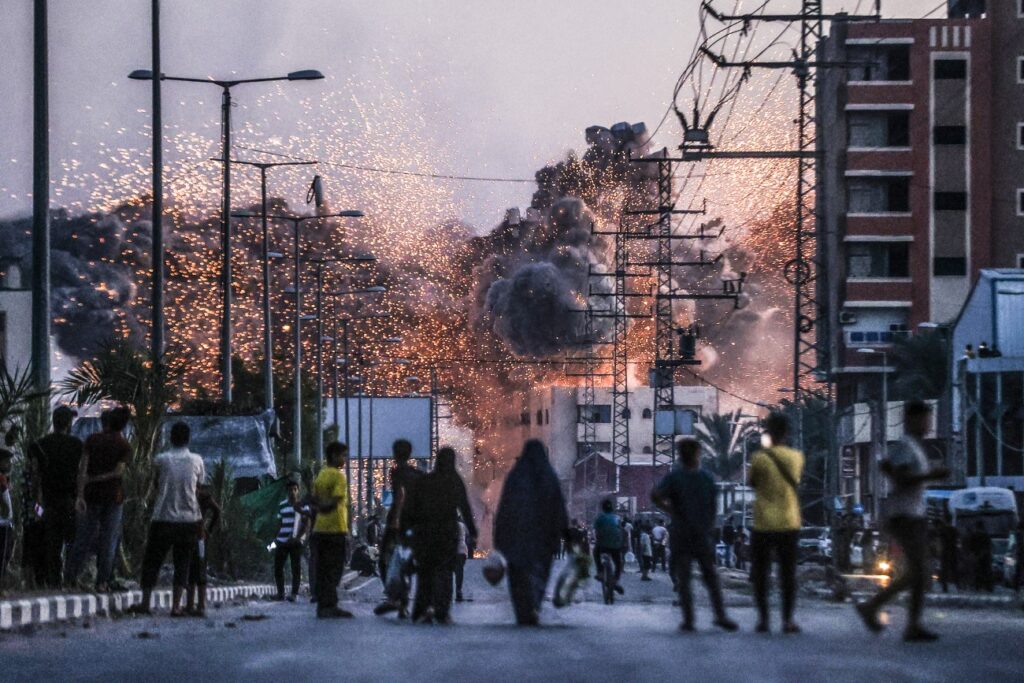 20 Powerful Winning Photos from the 2025 World Press Photo Contest