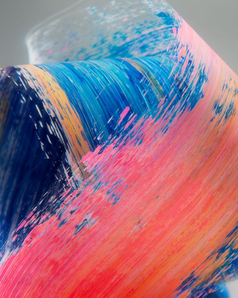 Resin Sculptures Reimagine Painting With Brushstrokes Placed in ...