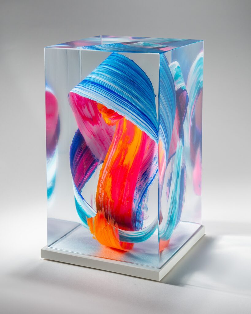 Resin Sculpture Art Reimagines the Fleeting Brush Stroke