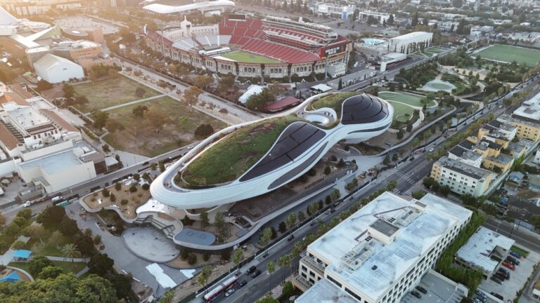 Stunning Images of Lucas Museum of Narrative Art Under Construction