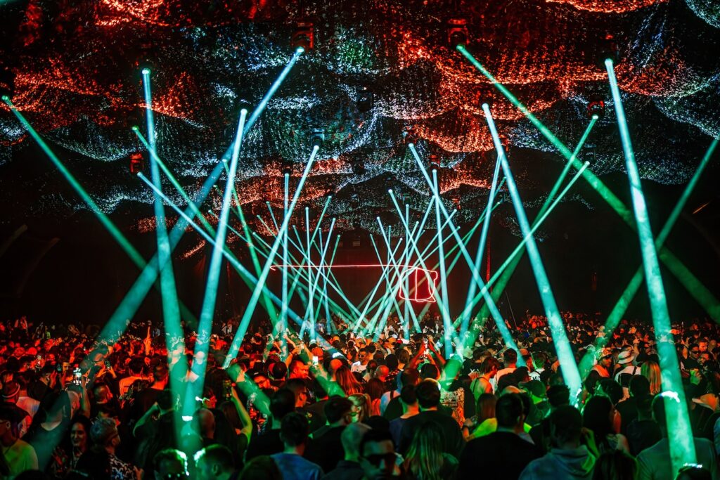 Time Warp Festival Redefines Stage Design With Its Otherworldly Dance ...